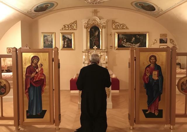 Modlitba ruženca je podľa J. Babjaka spätá s nami odmalička | Rádio Lumen